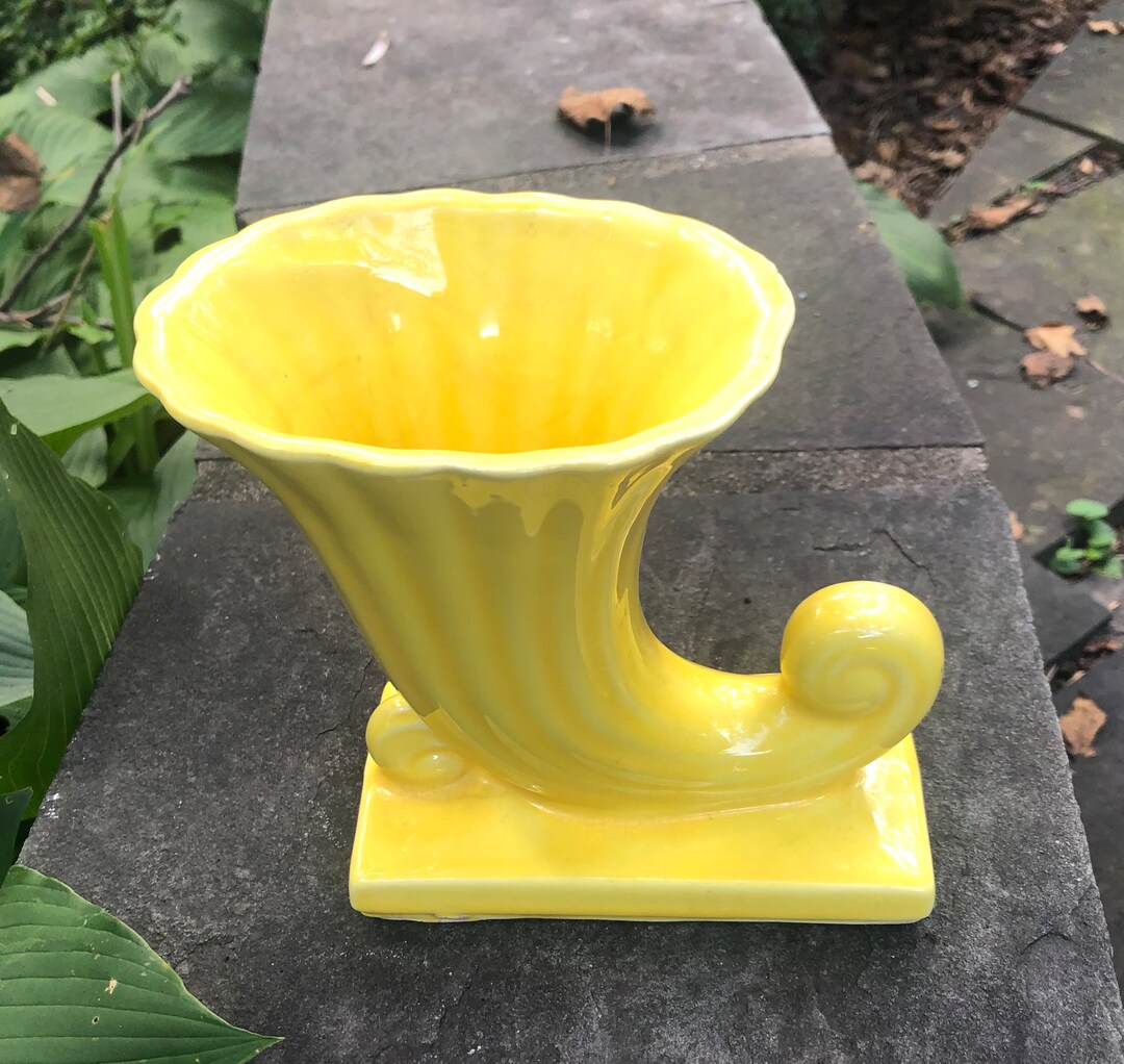 Vintage Yellow Cornucopia USA Vase, Mid Century Modern Home Decor ...