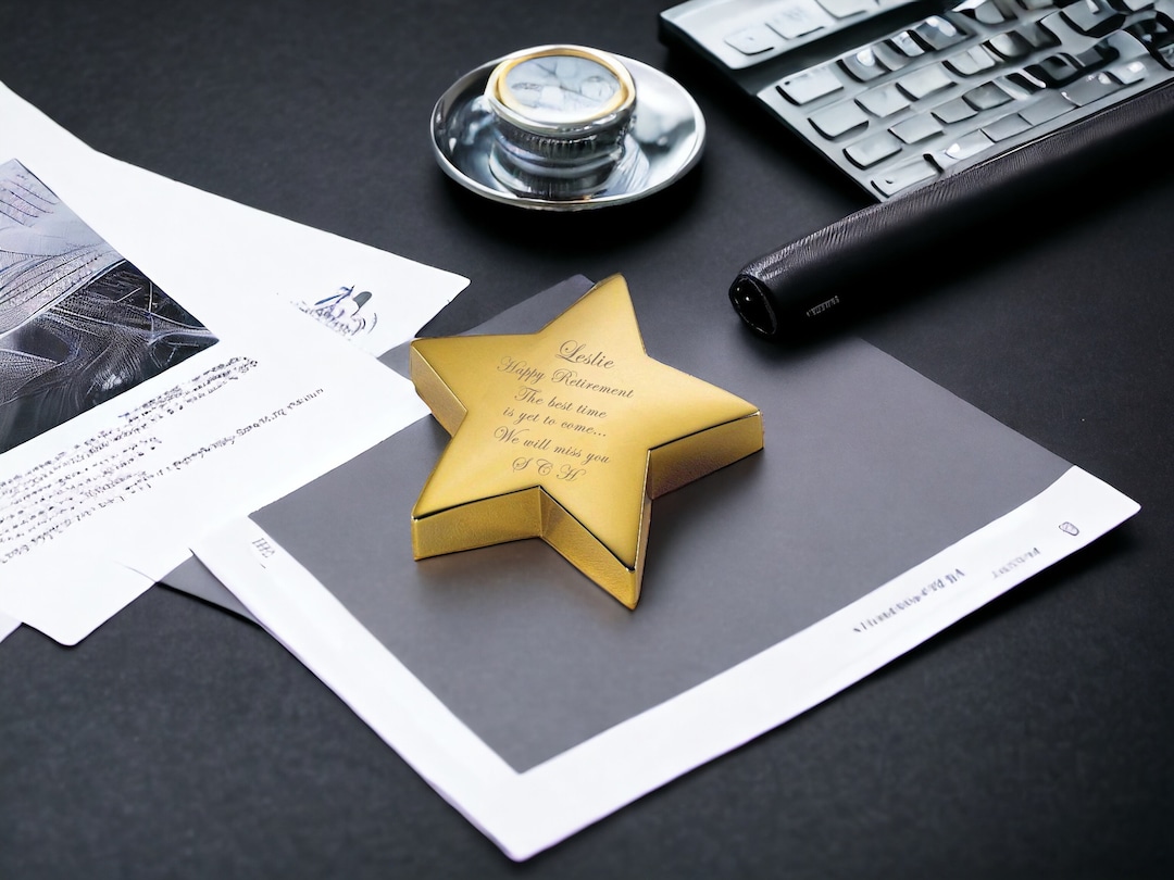 Gold or Silver Star Paperweight Engraved Free Gift for Him Her Birthday ...