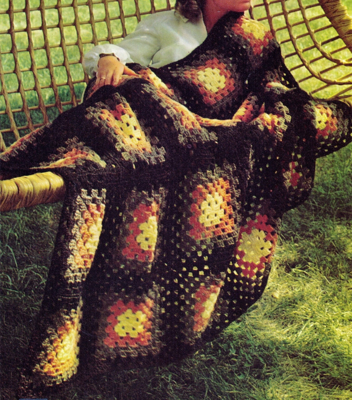 Vintage 70s Retro Style Classic Flower Large Squares Crochet Afghan ...