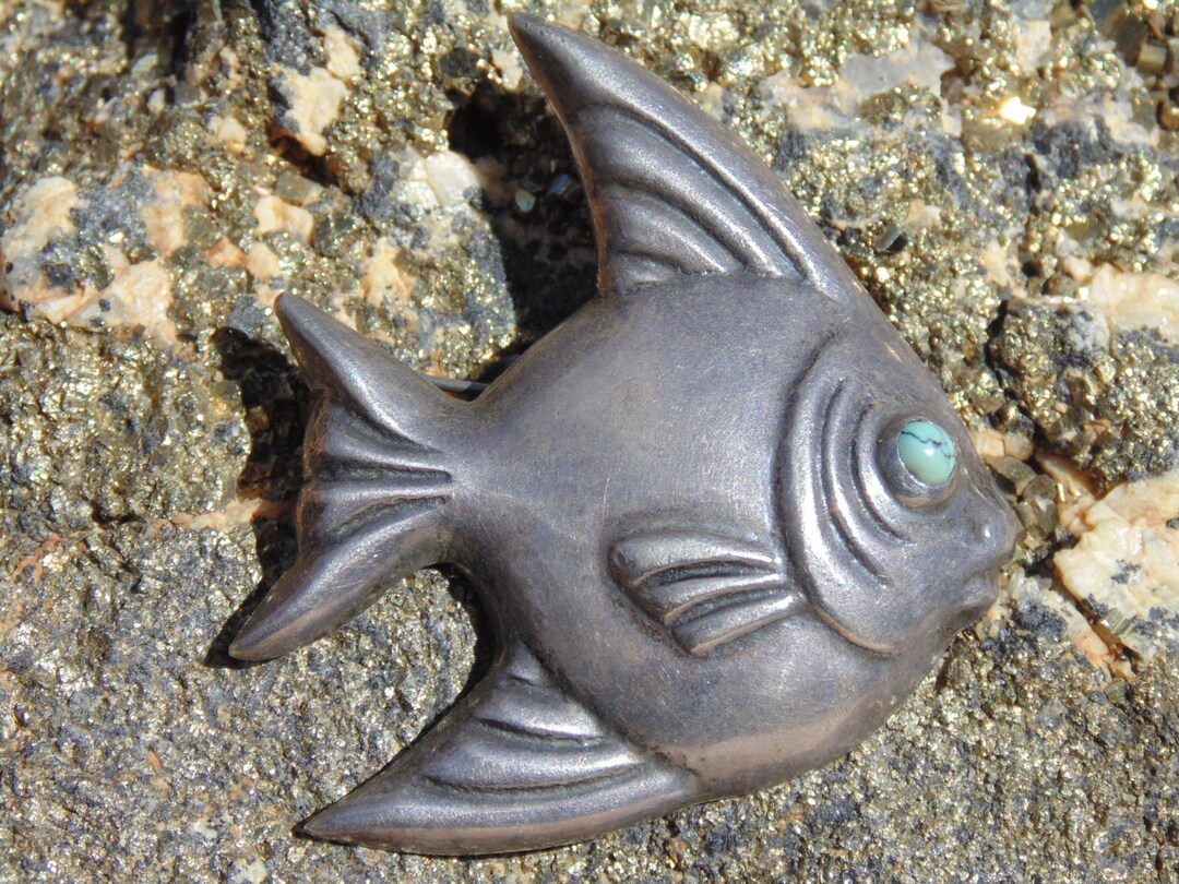 Casa Prieto Vintage Sterling Silver Fish Pin / Brooch in Repousse C ...