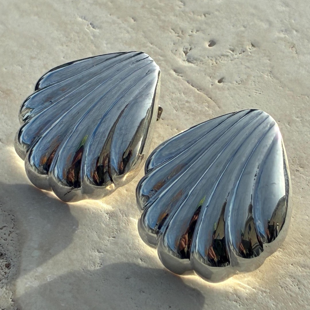 Beach Girl Sterling Seashell Post Earrings Vintage Silver Clam Shell ...
