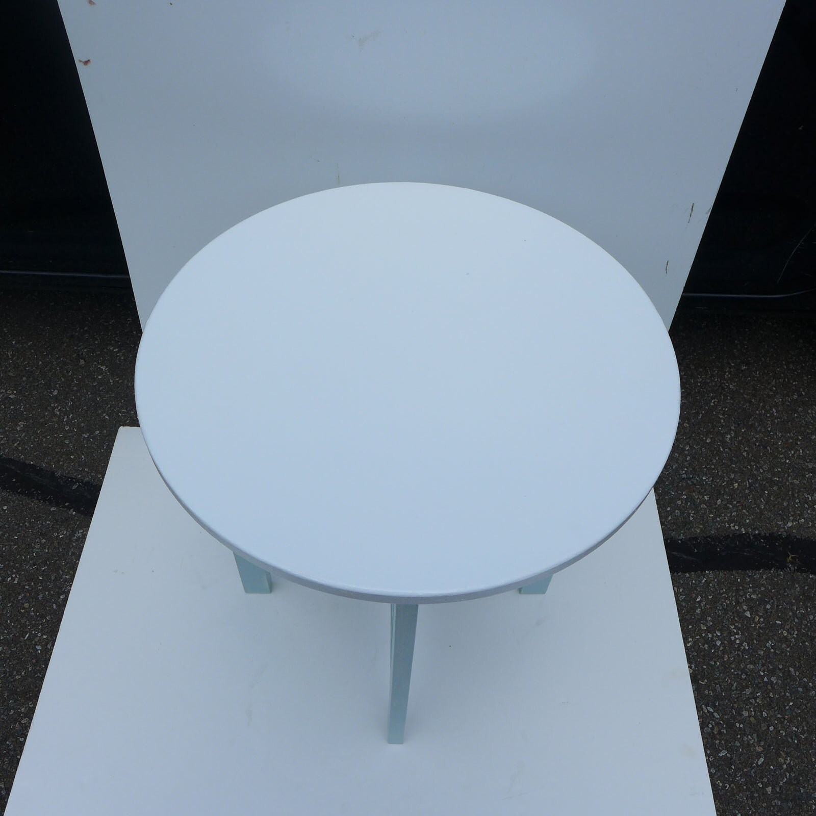 Vintage Coastal Living, Round Oak Lamp Table Painted in White & Sea ...