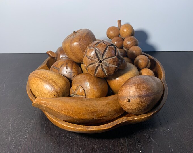 Leilani Monkey Pod Wooden Fruit Bowl With 12 Piece Wooden Fruit ...