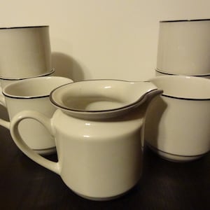 Vintage Farmhouse Style Ming Pao White With Black Rim Restaurant-ware ...