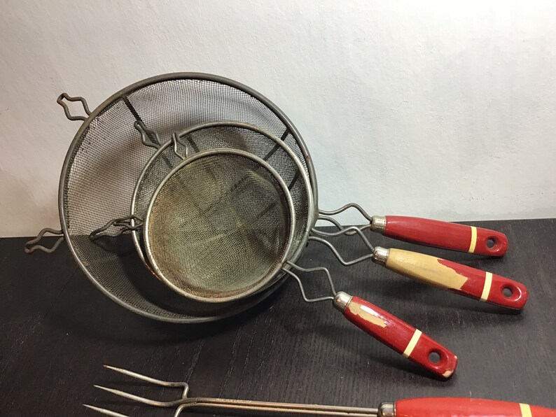 Vintage Rustic Farmhouse Red Chippy Paint Wood Handled - Etsy