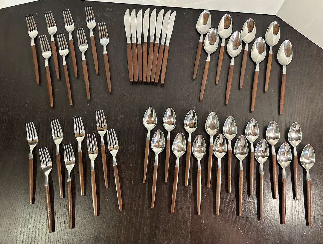 Ekco Eterna Canoe Stainless Steel and Faux Rosewood/composite Flatware ...