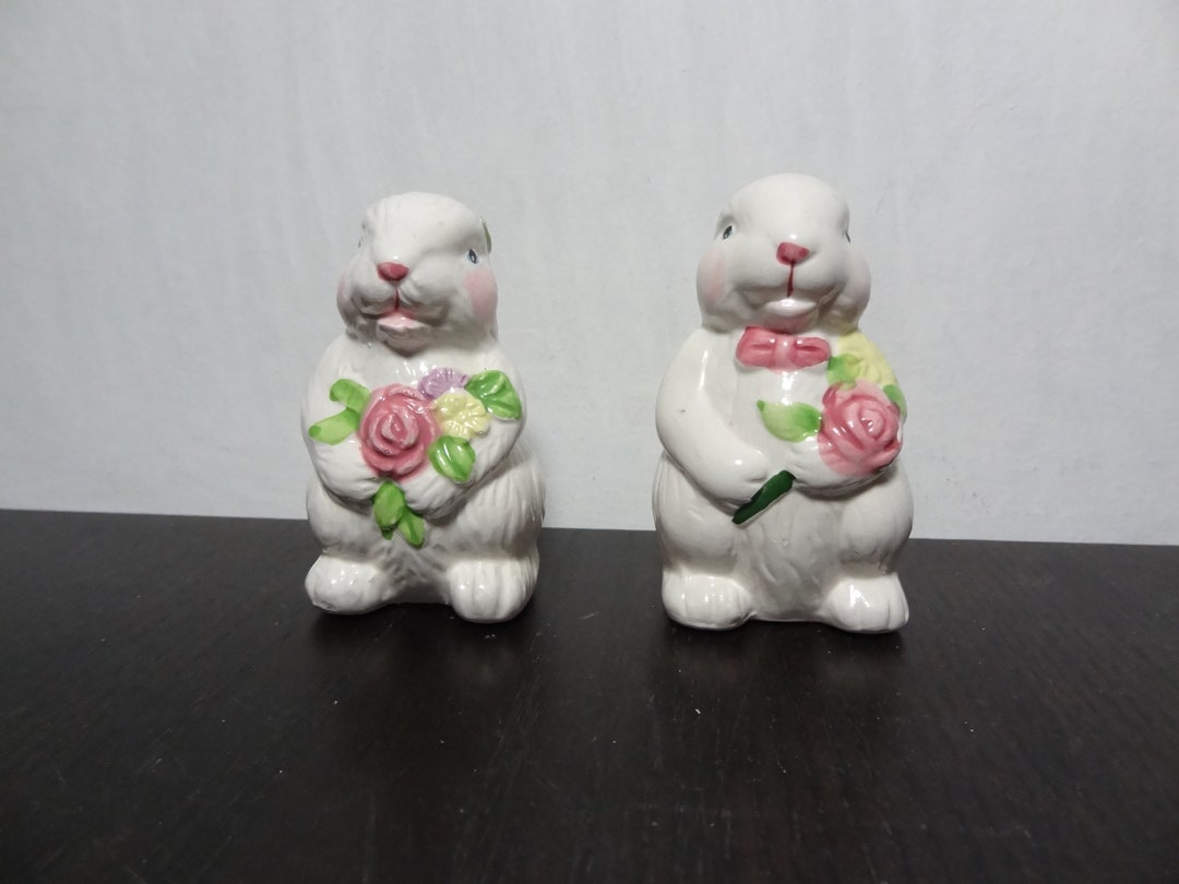 Vintage Ceramic Bunny Salt and Pepper Shaker Set - Etsy