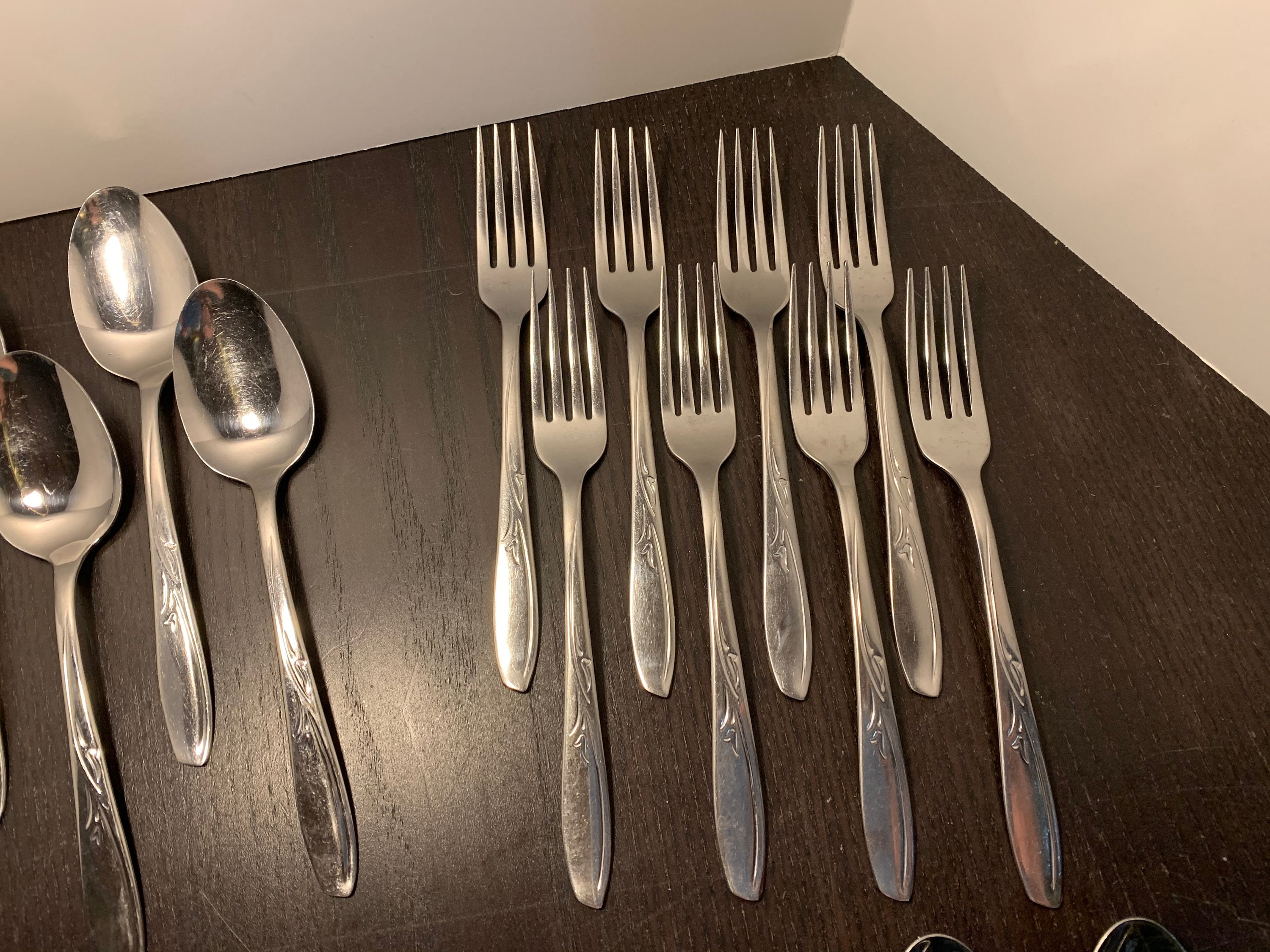 Vintage Silco Tulip Stainless Steel Floral Flatware - Service for 8 ...