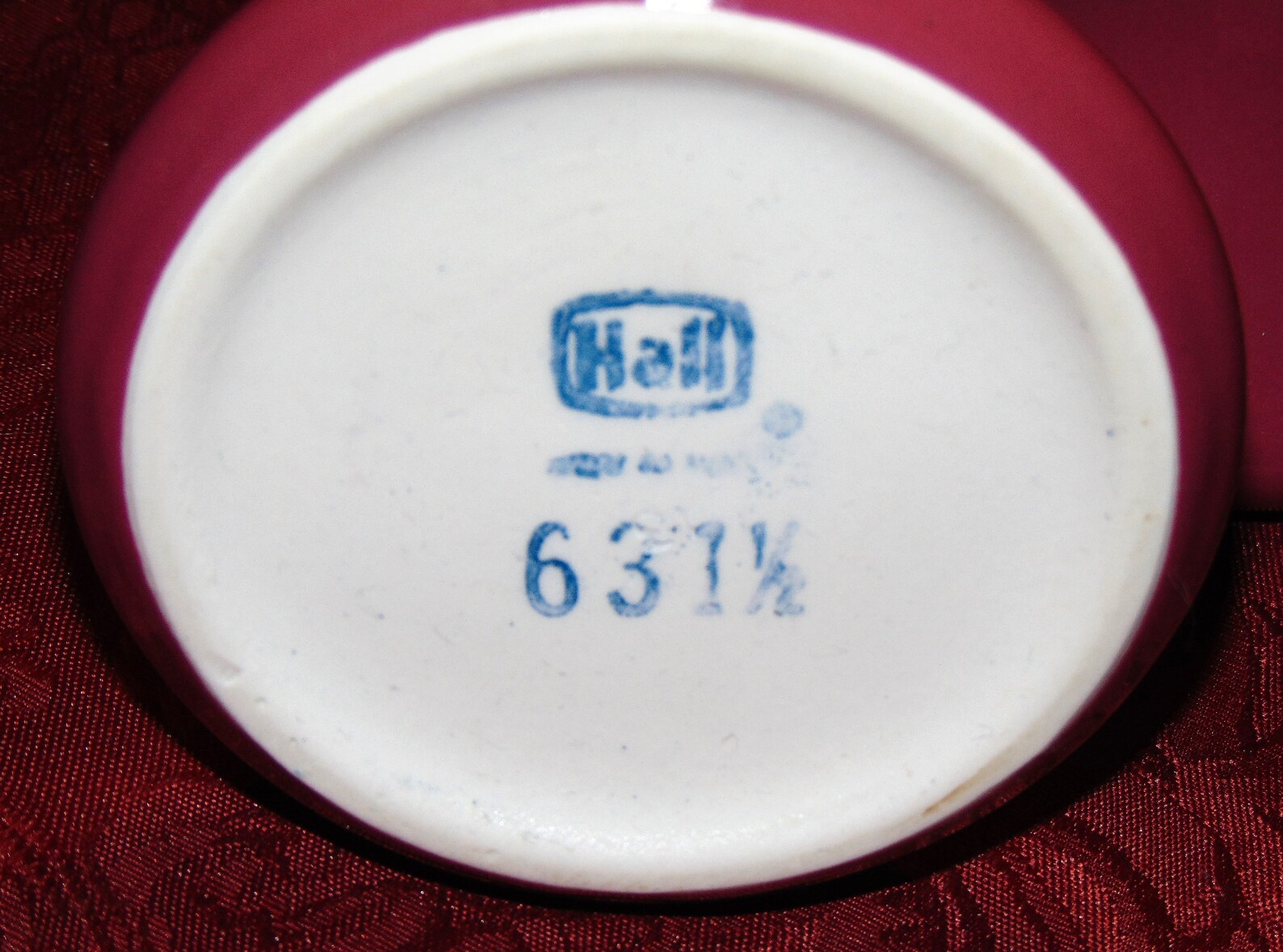 Pair of Collectible Hall China Vases 631 1/2 in Maroon / Dark | Etsy