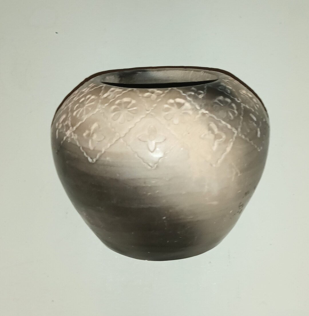 Native American Cherokee Indian Pottery Vase Jardiniere Wood Burnt ...