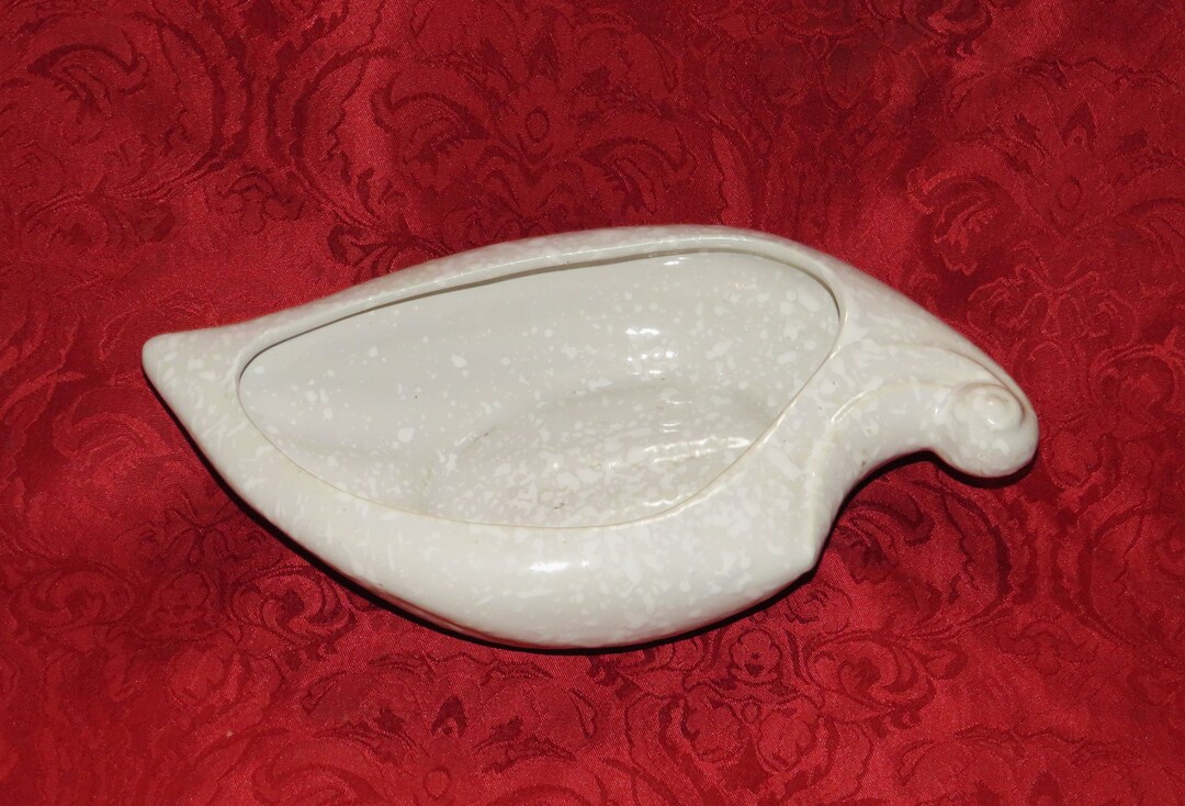 Vintage Shell Shaped Gray / White Spatter Ware Planter Excellent ...