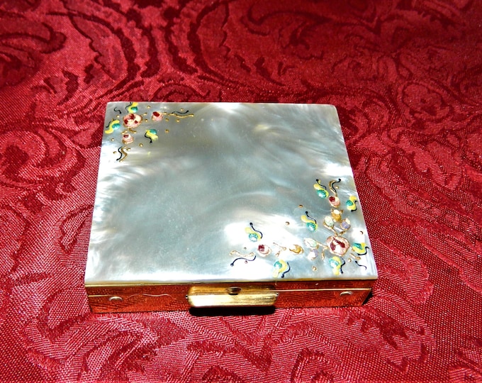 1950 Trickettes by Wiesner Pearlized Lucite Brass Compact Box Hand ...