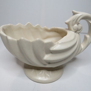 Mccoy Pottery Handled Shell Shaped Planter in Warm Mat Ivory Color - Etsy
