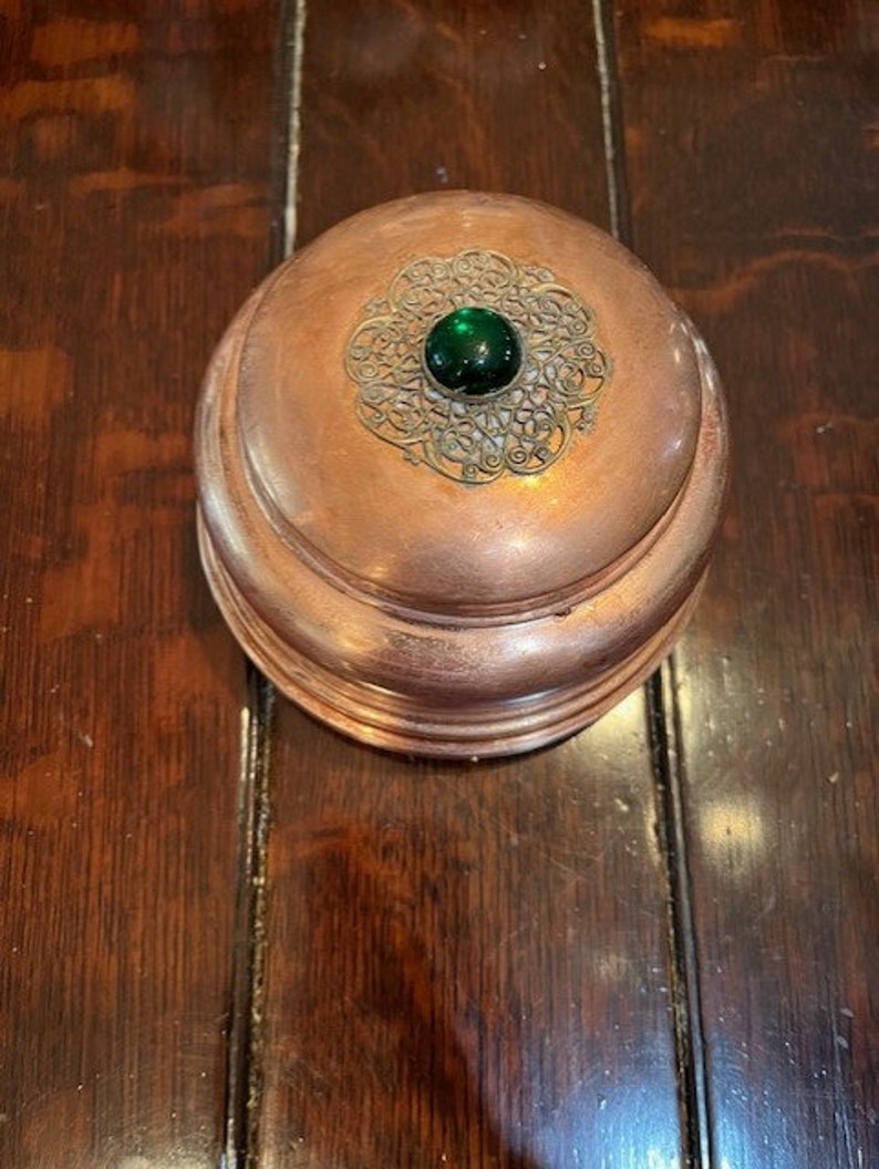 Antique Wind-up Music Box, Musical Powder Boxes, Powder Boxes, Vintage ...