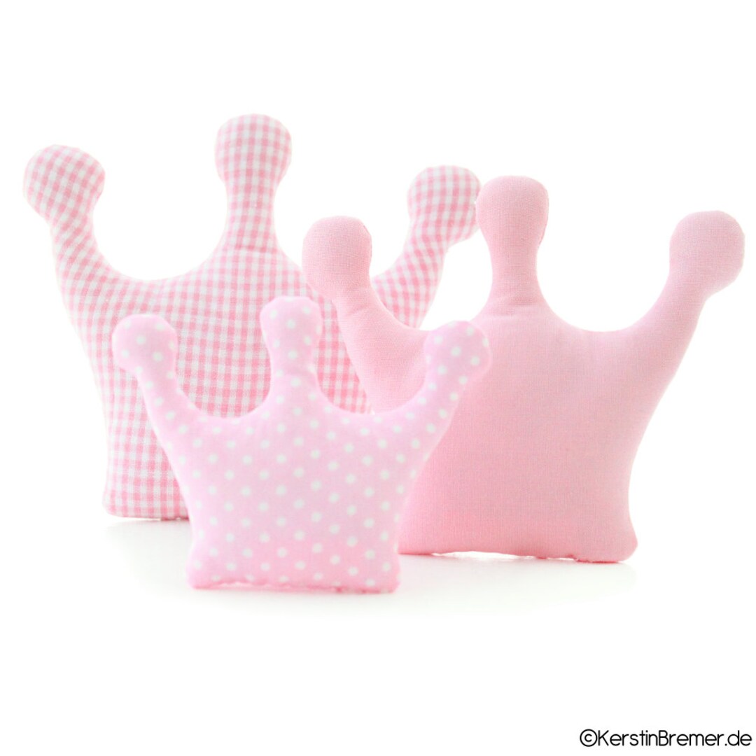 ITH Embroidery File Crown Set 10x10 + 14x14 + 13x18 - Cute Crowns ...