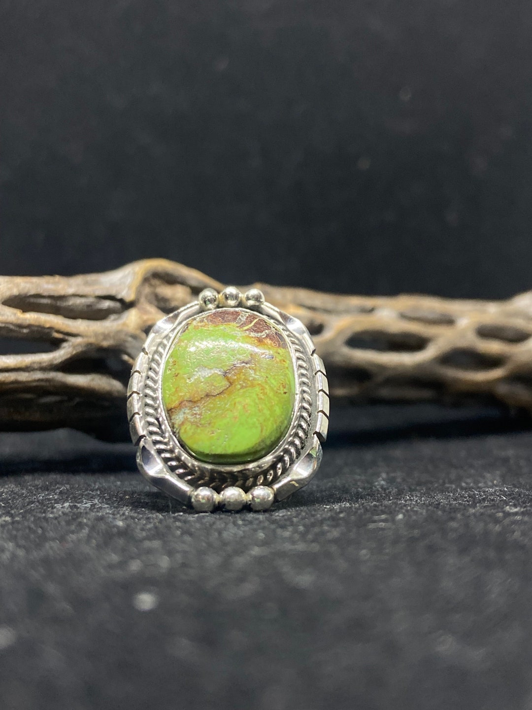 Handmade Native American Navajo Gaspeite Sterling Silver Circular Ring ...
