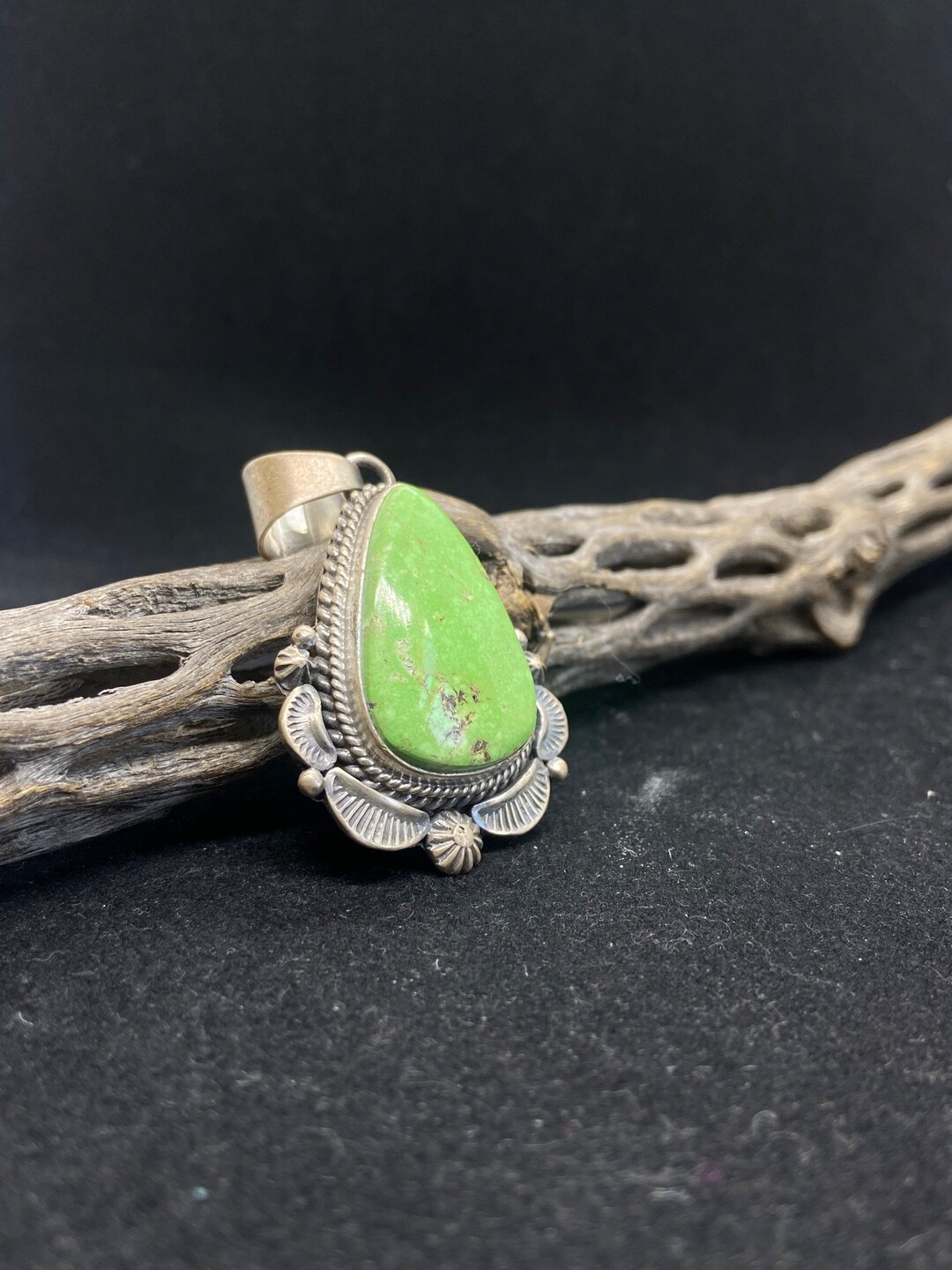 Handmade Native American Navajo Gaspeite Sterling Silver Pendant ...