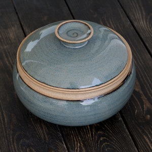 Round Ceramic Casserole Dish With Lid, 2 Sizes - Etsy