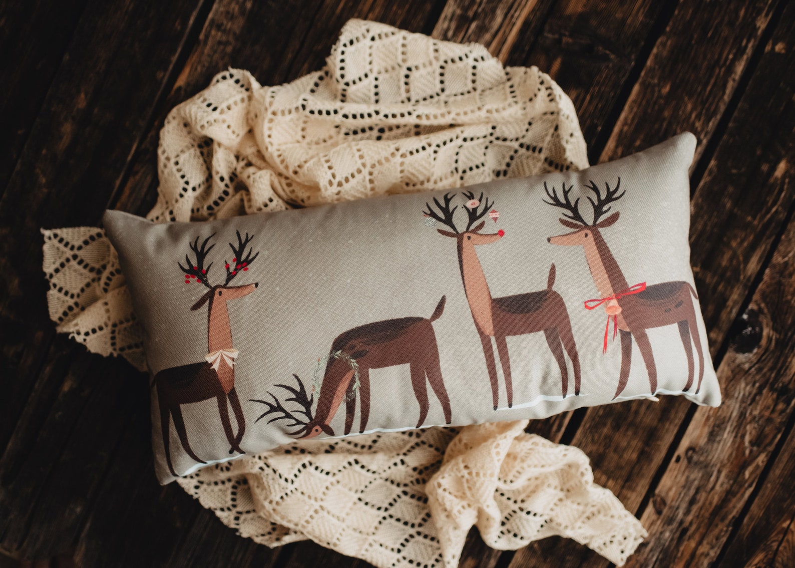 Decked Out Christmas Reindeer Throw Pillow Cover | 20x10 | Primitive ...