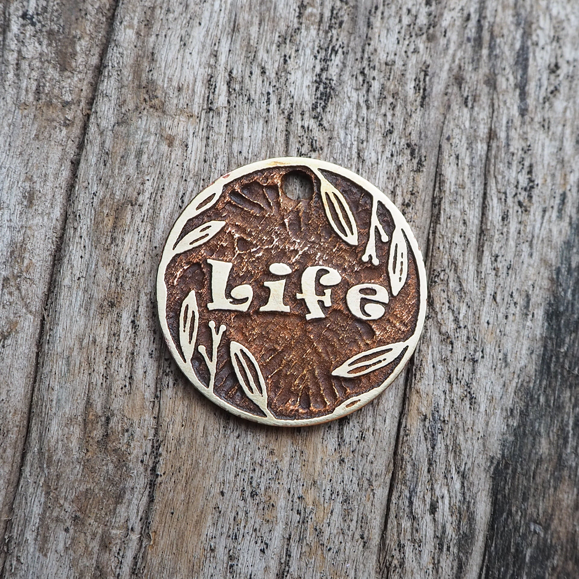 Personalized Pet Name Tag With Nature-inspired Design for Dogs and Cats ...