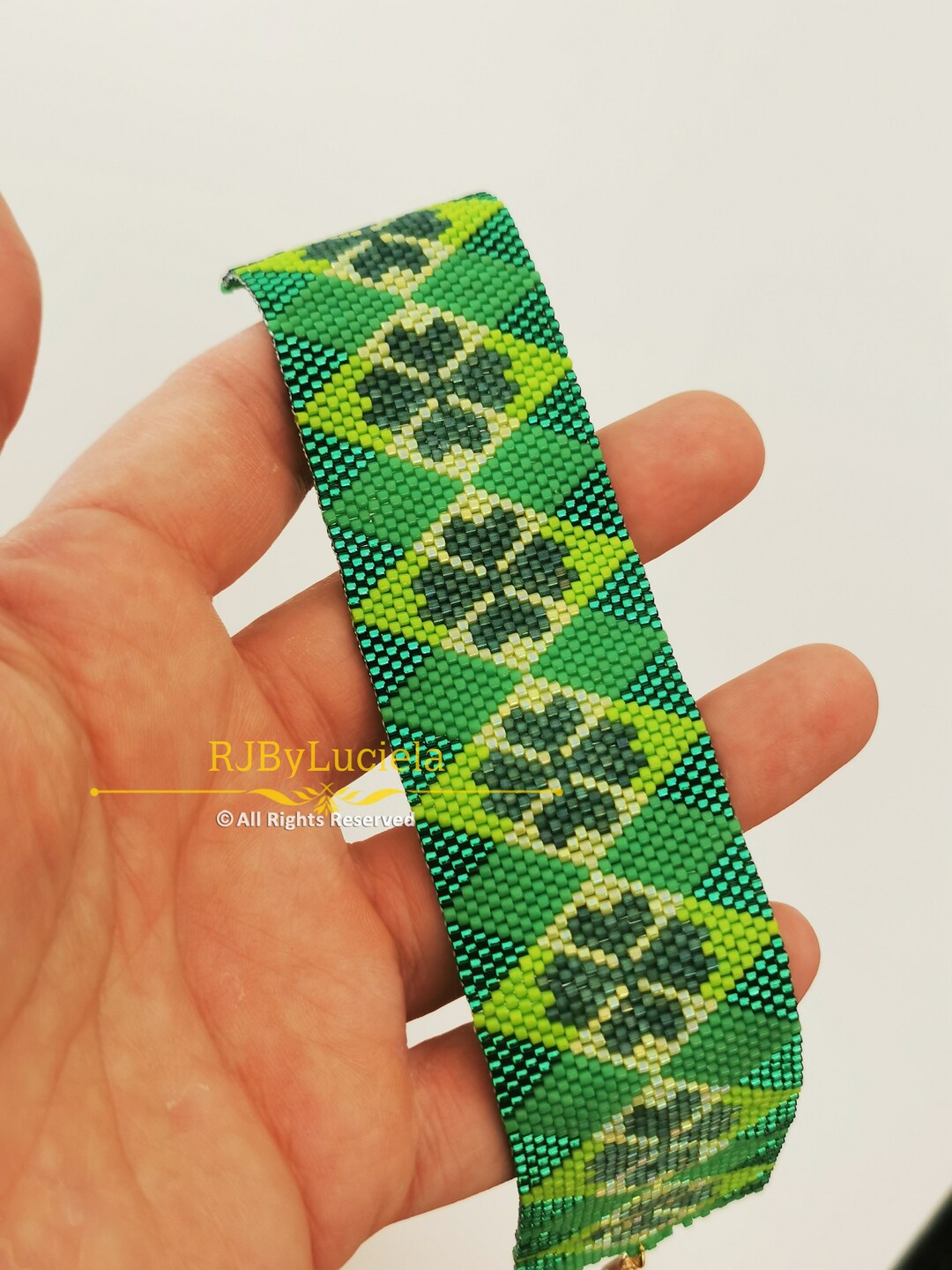 Lucky Green Peyote Pattern- Odd Count | Peyoted Pattern | Peyote ...