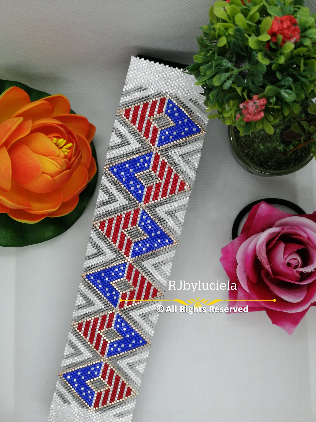 Lace and Diamonds Pattern- Odd Count | Peyoted Pattern | Peyote ...