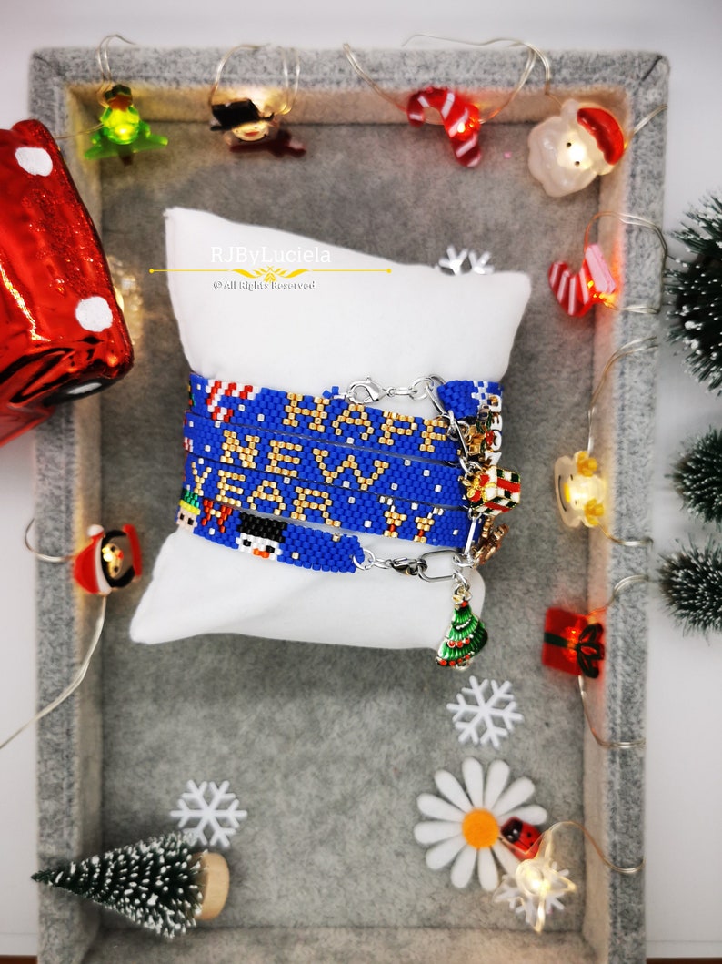 Christmas Jingle Wrap Peyote Pattern Even Count Peyoted - Etsy