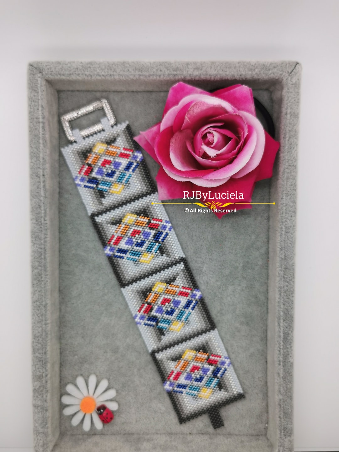 Color Over Grey Peyote Pattern- Odd Count | Peyoted Pattern | Peyote ...