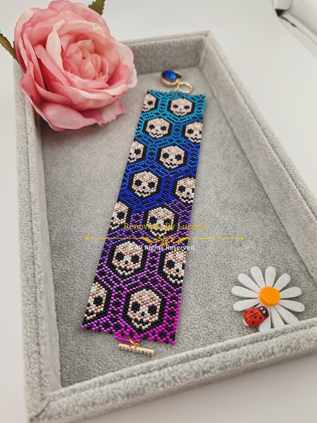 Champagne Skulls Peyote Pattern- Odd Count| Peyoted Pattern | Peyote ...