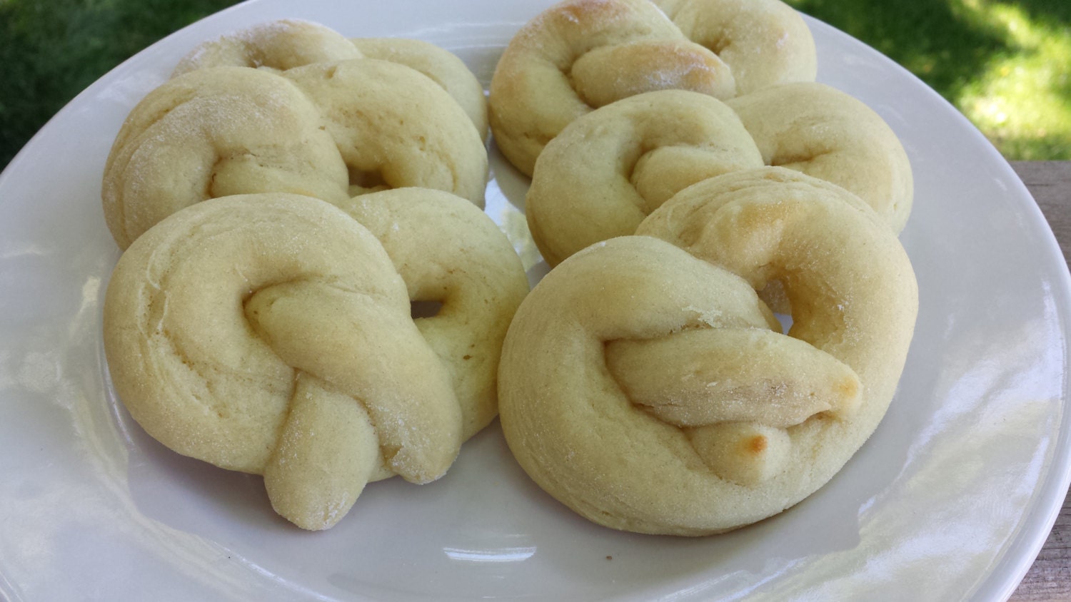 KRINGLA - Authentic Homemade Norwegian Pastries, Made to Order - Etsy