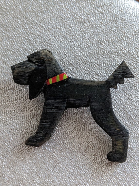 hand carved wooden dog - Gem