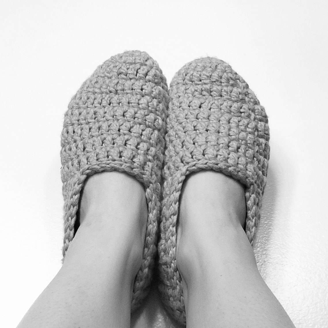 CROCHET PATTERN Slippers ⨯ Women ⨯ Ladies ⨯ Girls ⨯ Bulky Weight Yarn ⨯ ...