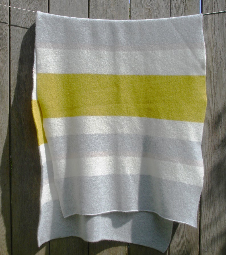 Throw Blanket Knitted in Lambswool - Yellow / Grey / Gray / White ...