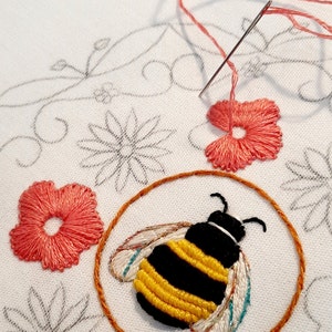 Bumblebee Hoop Embroidery - Full DIY Kit - DIY Hand Embroidery Kit - Etsy