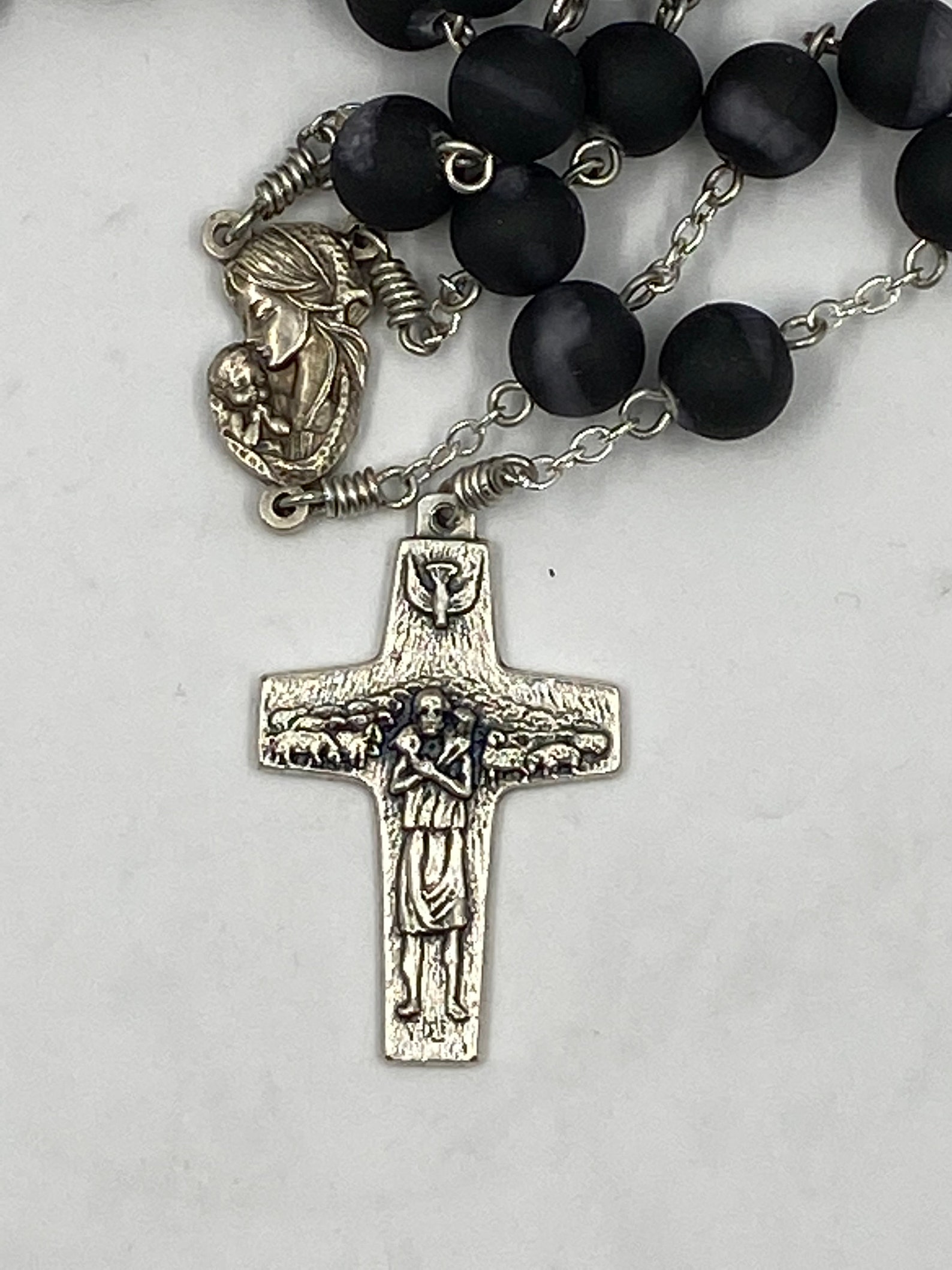 25 Rubber Bead Rosary With Madonna Center and Pope - Etsy