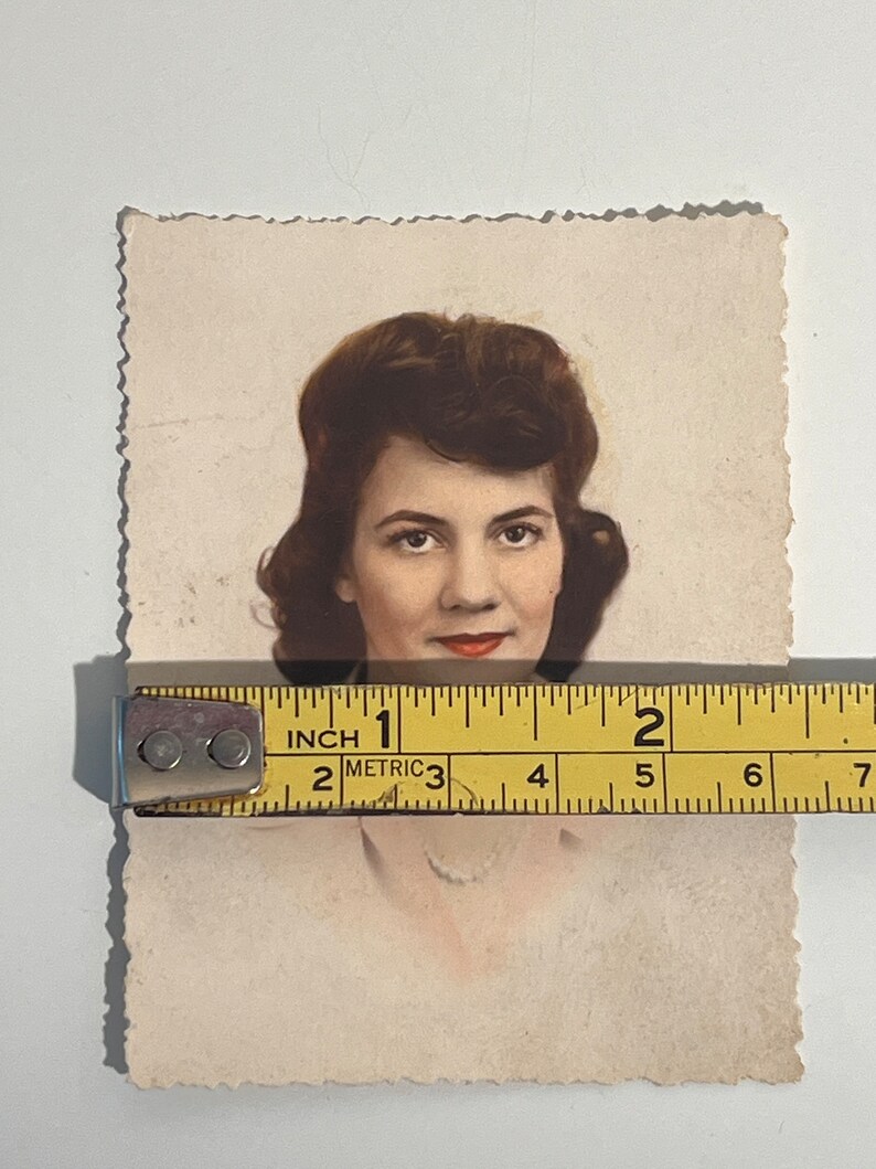 Tiny Hand Tinted PHOTO 1940s 50s Woman W/ Red Lips Keep - Etsy