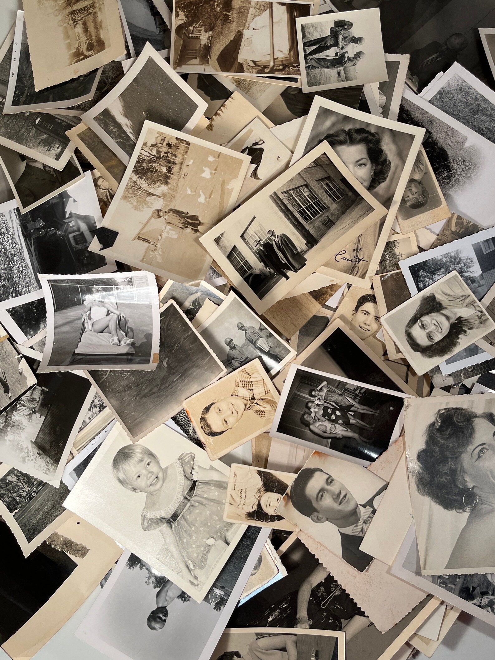 Mystery Pack 10 PHOTOS Vintage SNAPSHOTS 1920s-60s Sepia, Black & White ...