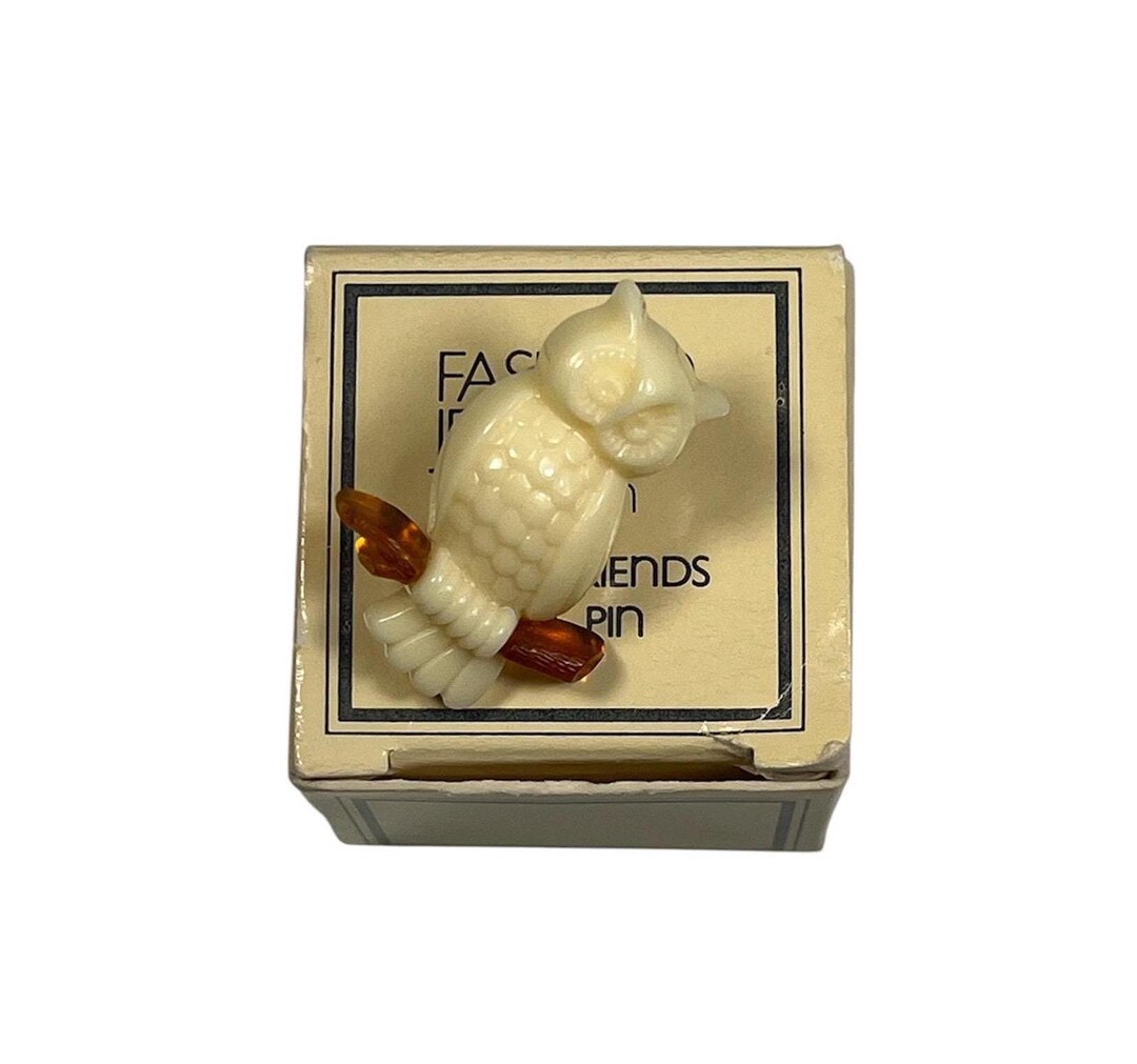 Vintage 1984 Avon OWL Pin | in Original Box | Fashion Jewelry | White ...