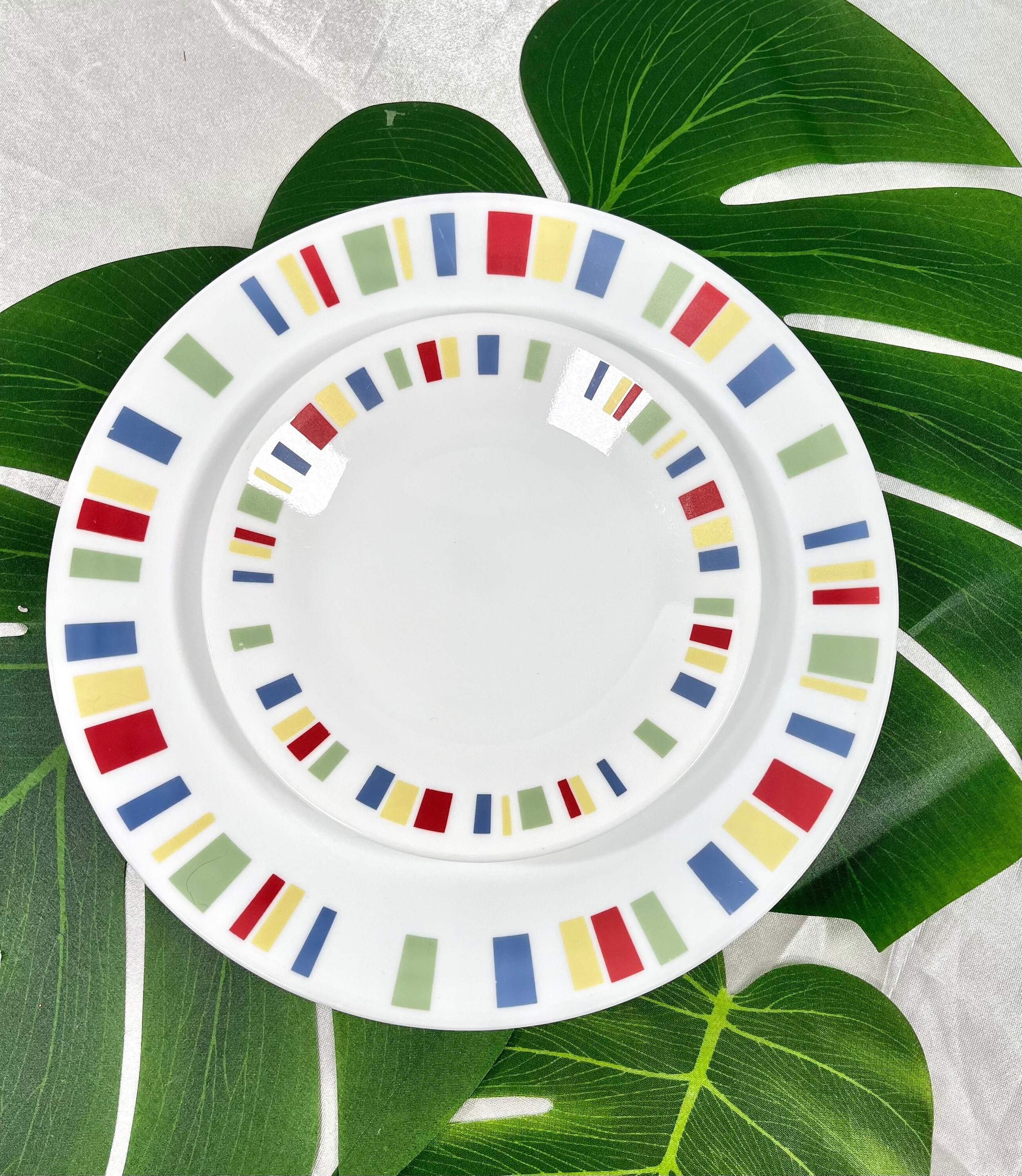 Vintage Corelle Memphis Plate Set, Colorful Tableware (2 Piece) (G4-5 ...
