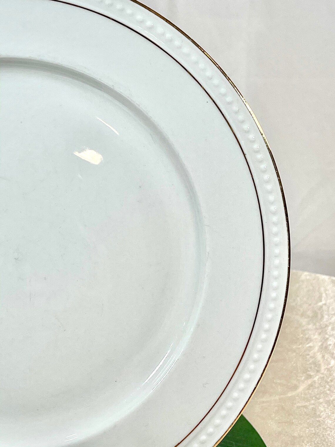 Gibson Elite Bread or Salad Plates White Dots and Gold Trim Gibson ...