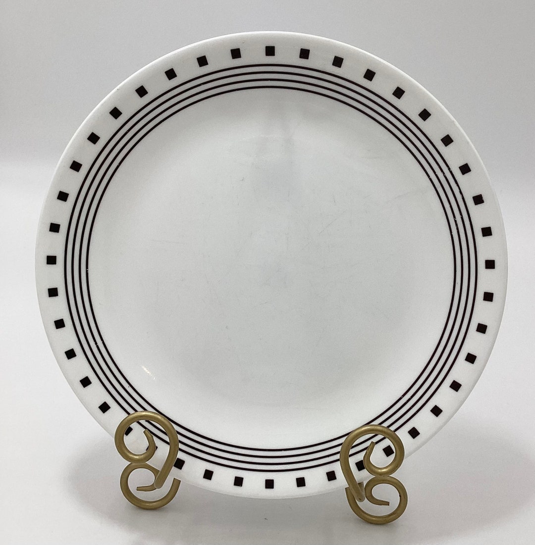 Vintage City Block Pattern Dinner Plate by Corelle Vitrelle Black Rings ...