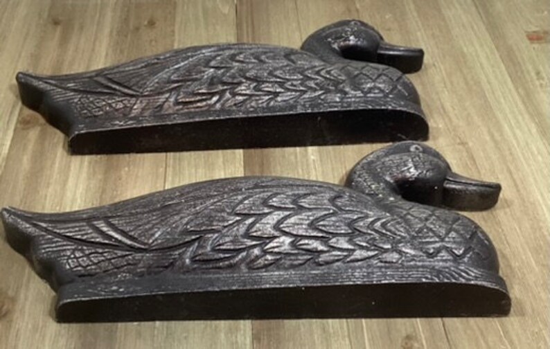 Cast Iron Duck Bookends: Rustic Cabin Decor, Retirement Gift (X.9-9) - Etsy