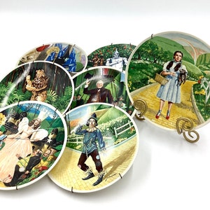 Wizard of Oz Set of 7 Decorative Plates by James Auckland 1977 Wizard ...