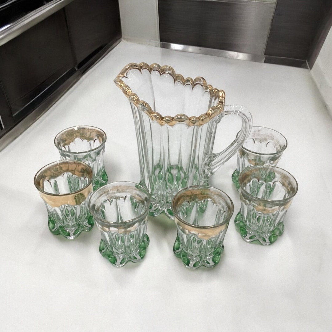 Extremely RARE Elephant Toes Green Flash Bottom Trimmed Gold Glassware ...