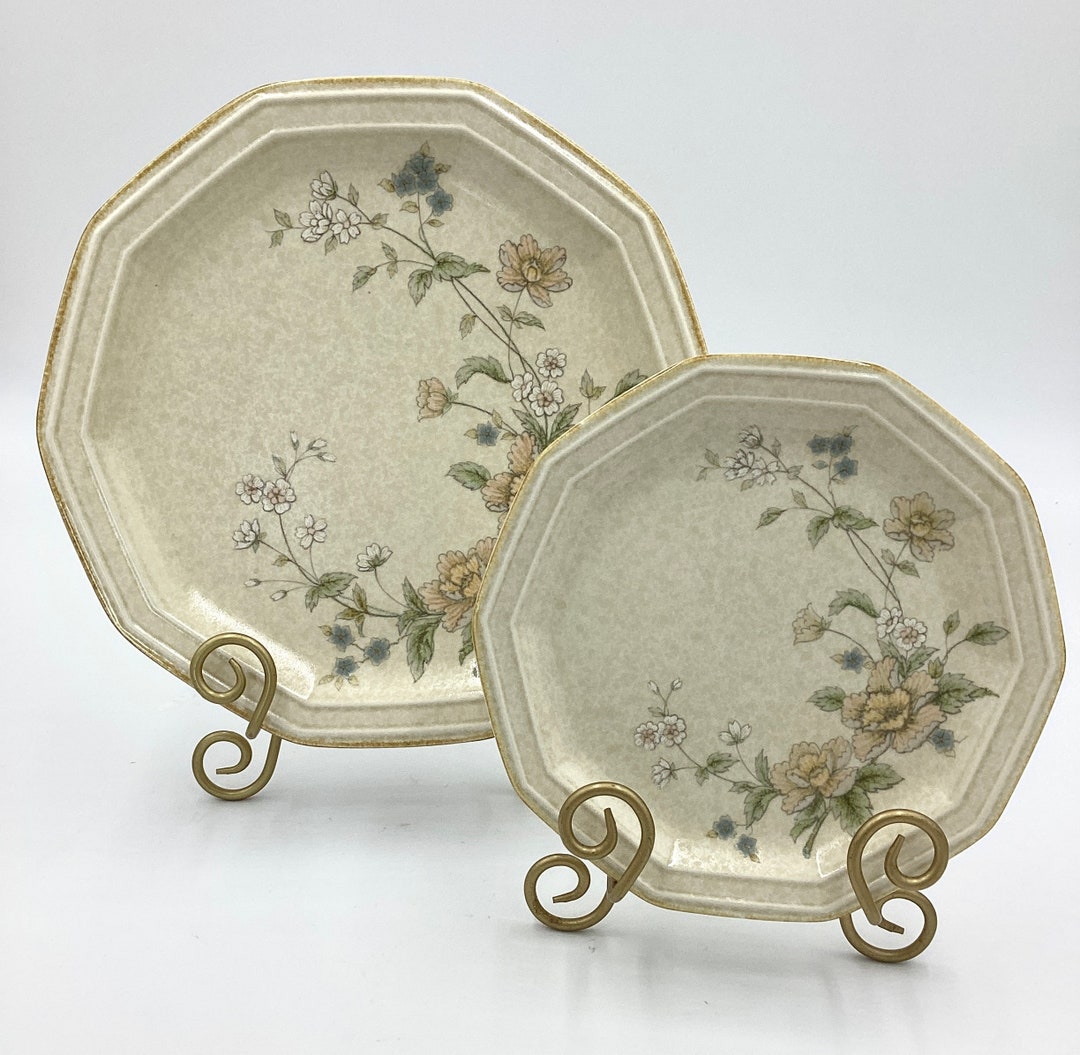 Mikasa Napoli Plate Avante Ivory FE 903 Decagon Shape Muted Floral ...