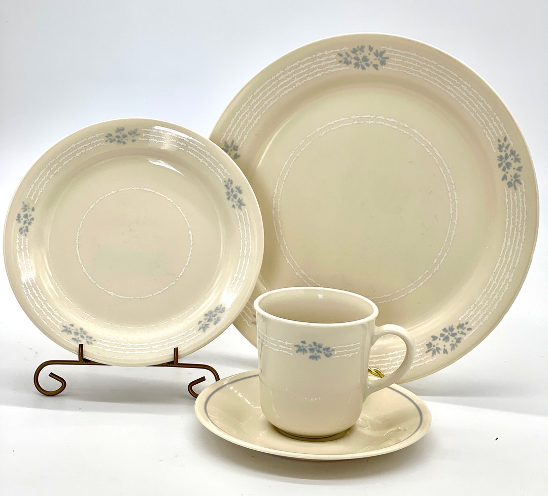 Corelle by Corning Dinner Plate “lace Bouquet“ Housewarming Replacement ...