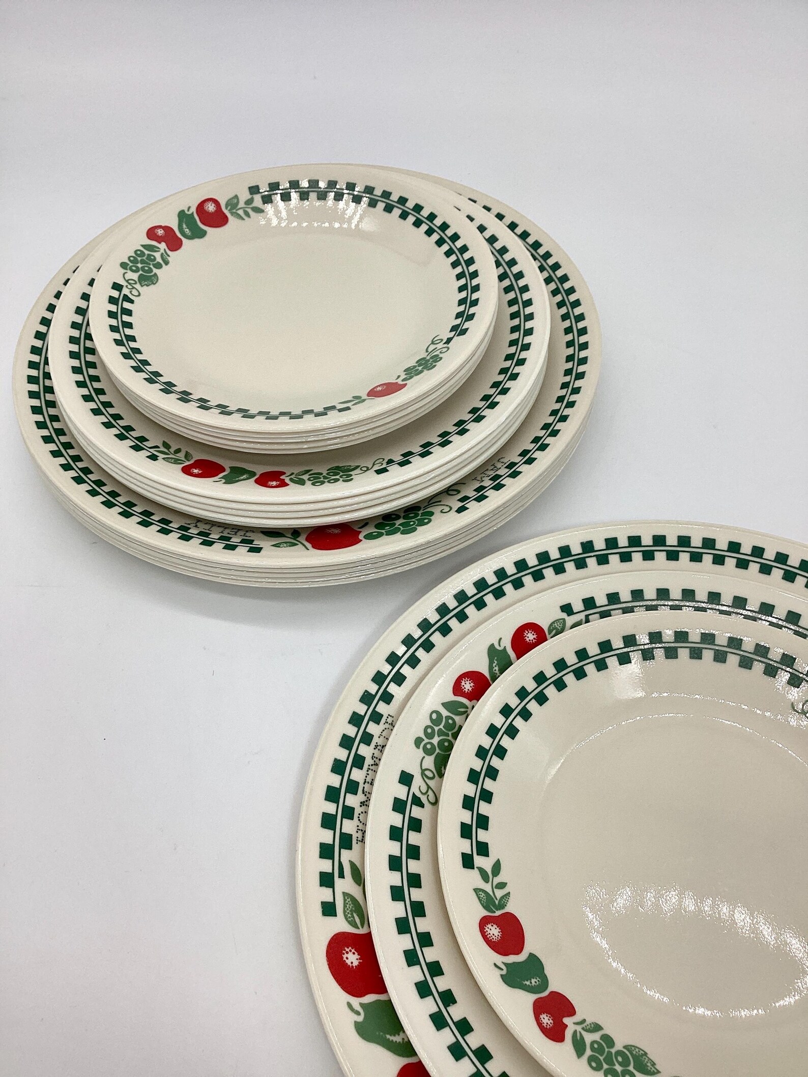 Vintage Corelle Farm Fresh Plate: Apple Checkered Rim Dinnerware (W.8 ...