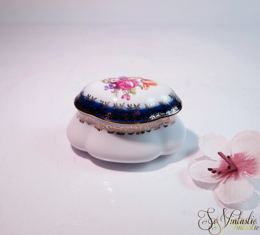 Lovely Friedrich Eger Lobed Porcelain Lidded Trinket Box, Vintage ...