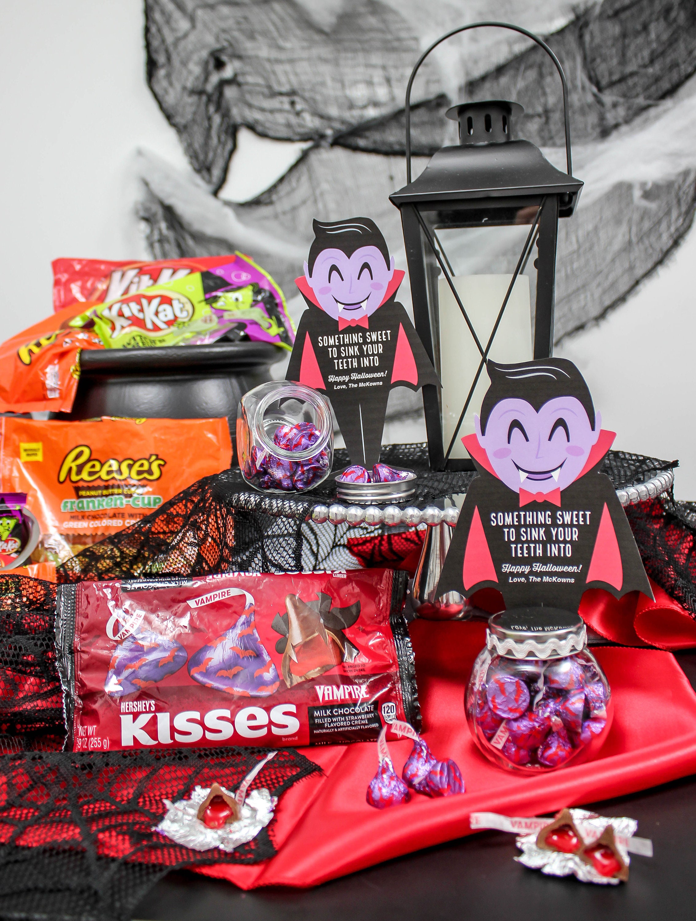 Something Sweet to Sink Your Teeth Into, Vampire Halloween Printable ...