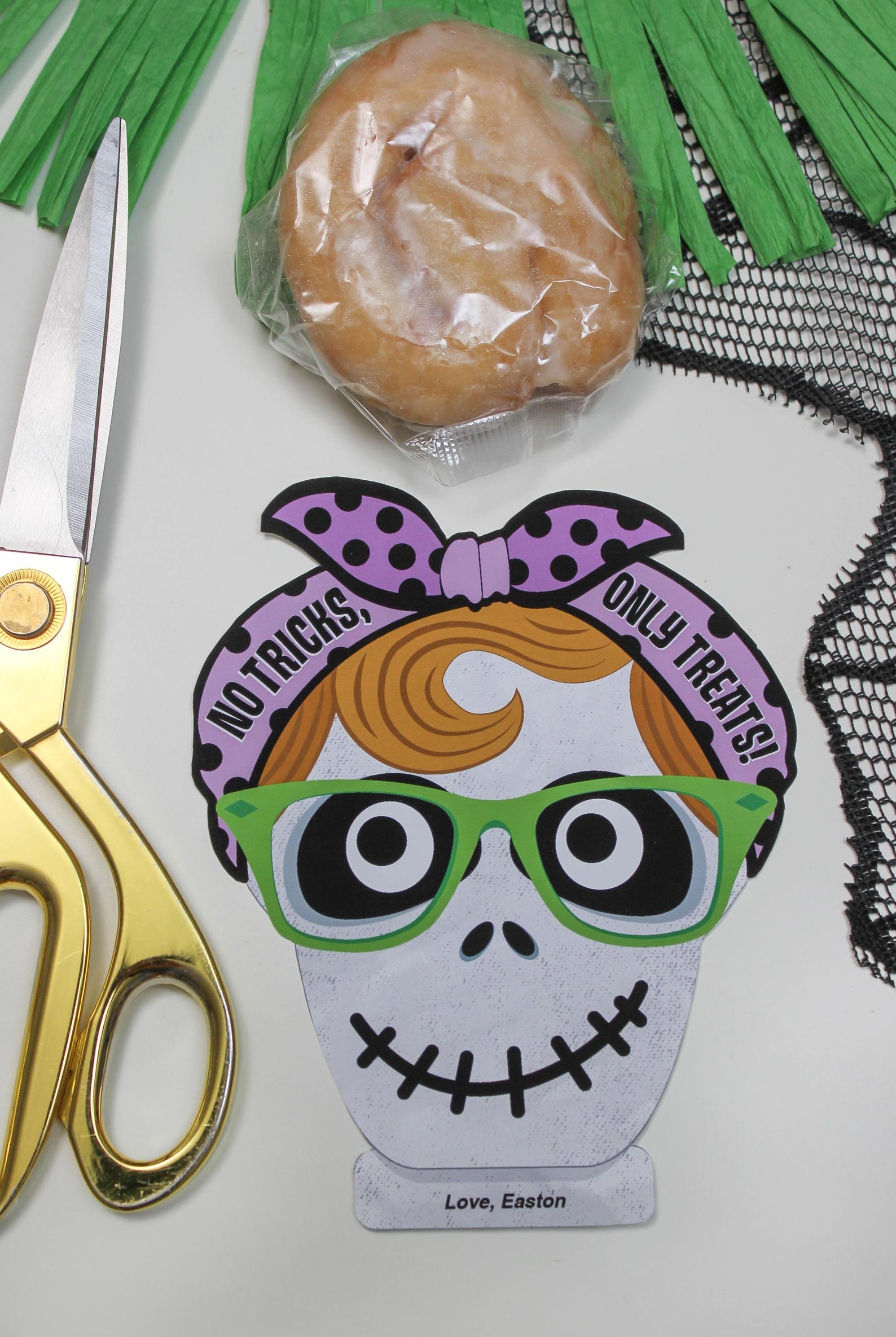 Skeleton Cinnamon Roll Halloween Treat Printable, Halloween Treat Bag ...